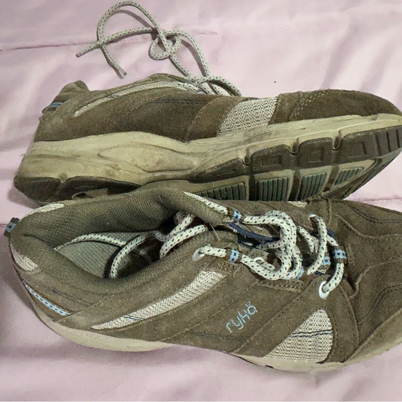 Ryka | Shoes | Ryka Rocker Walking Suede Leather Mesh Comfortable ...